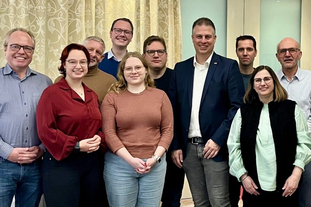 SPD im Kreis Warendorf stellt Weichen für Bundestagswahl 2025 🌹 Dennis ...